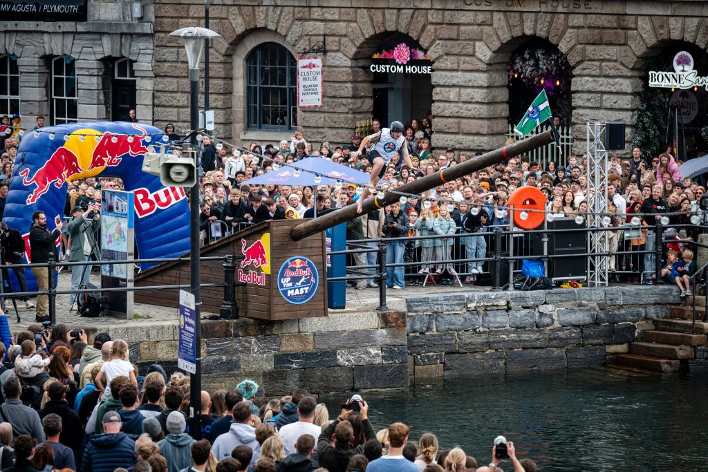 Bristol Harbour Festival makes a big splash with on the water programme ...